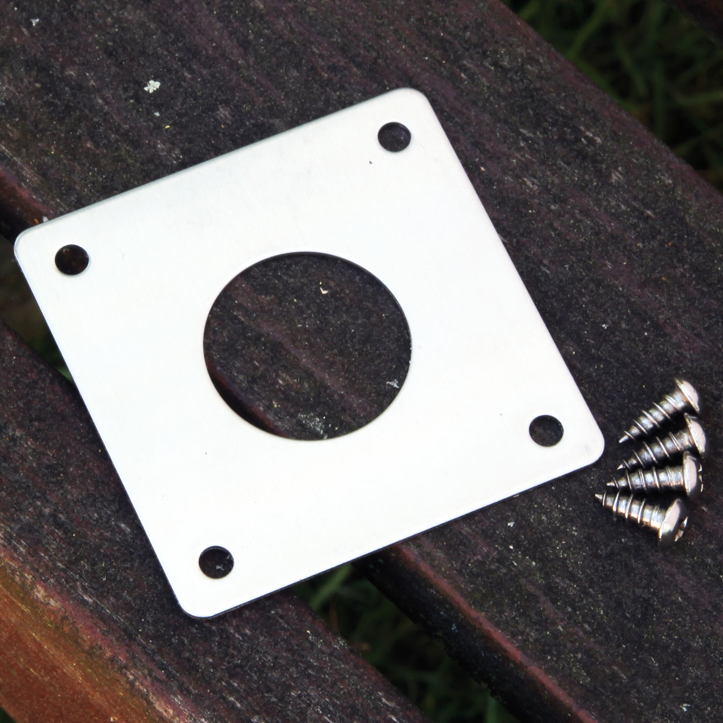 Nestbox plate 25mm - Nest box cameras & accessories