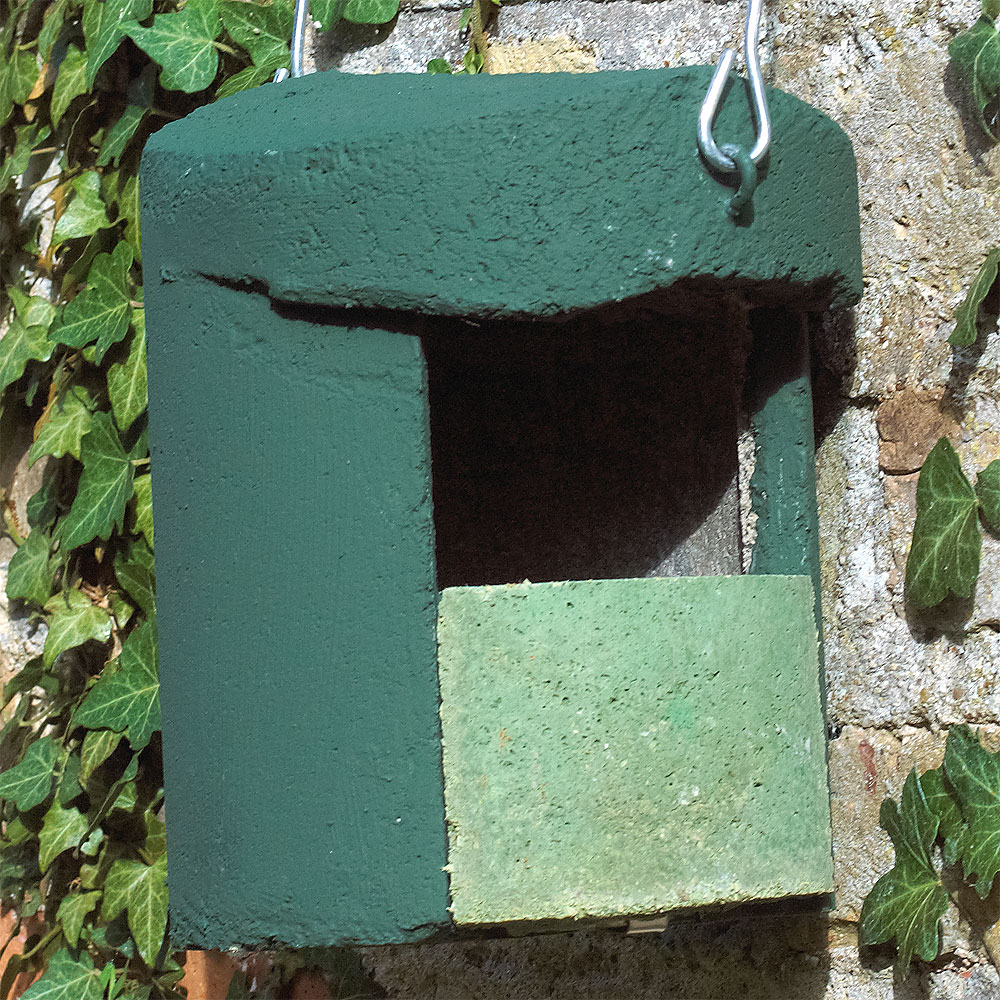 Woodcrete by Schwegler open-front nestbox - Garden bird nest boxes
